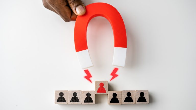 Guest Retention vs Acquisition: What’s the Difference?